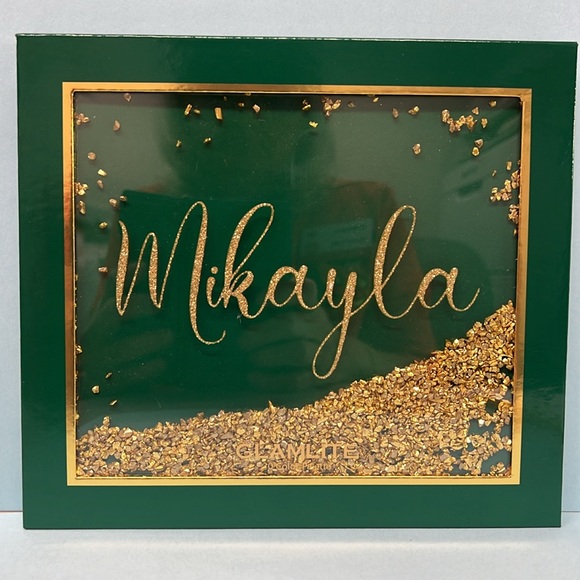 Mikayla | Makeup | Nib Mikayla Glamlite 3 Color Palette | Poshmark